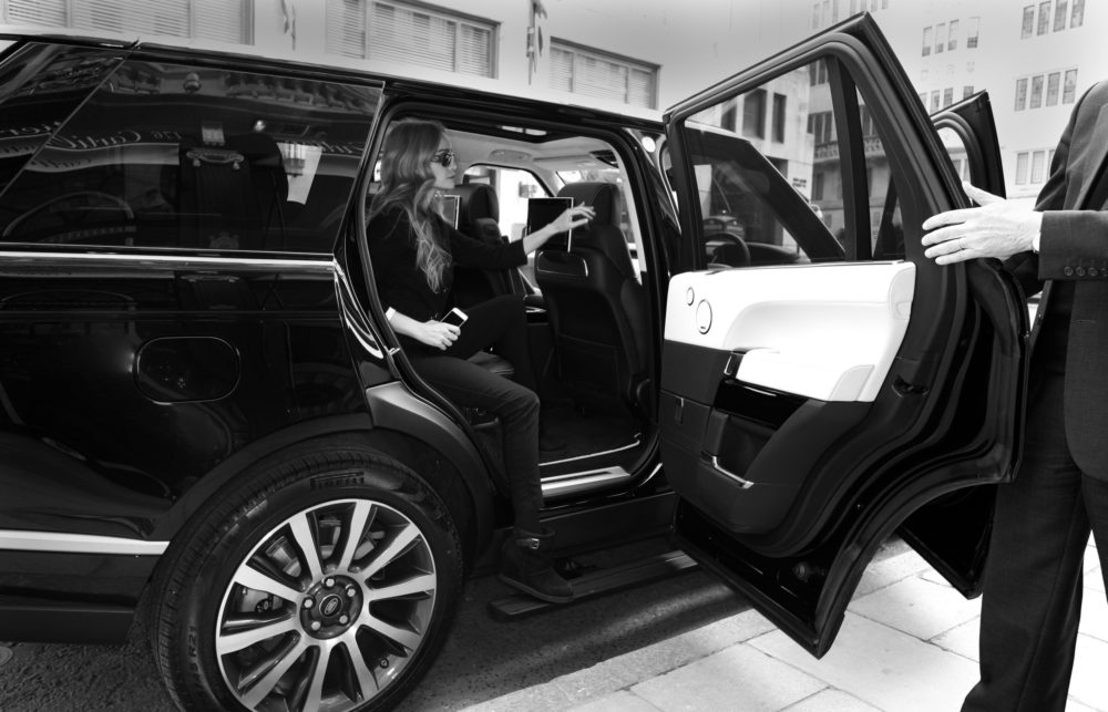 Range Rover Chauffeur - Safe Luxury Travel - iChauffeur